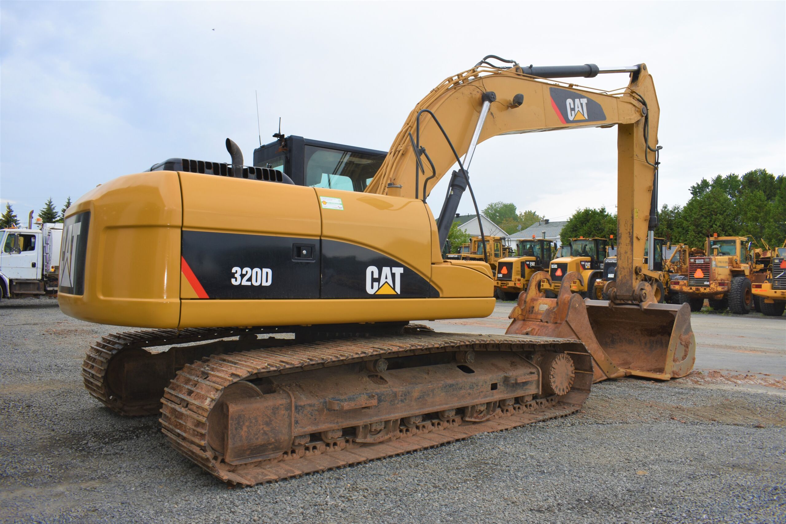 Excavatrices, CAT 320 D, SN 0989, 2011 - Équipements Forcier